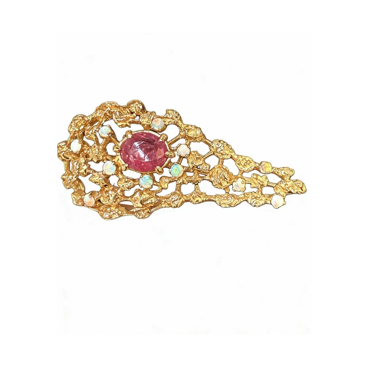14K Gold Ruby Brooch – Tiger & Bull